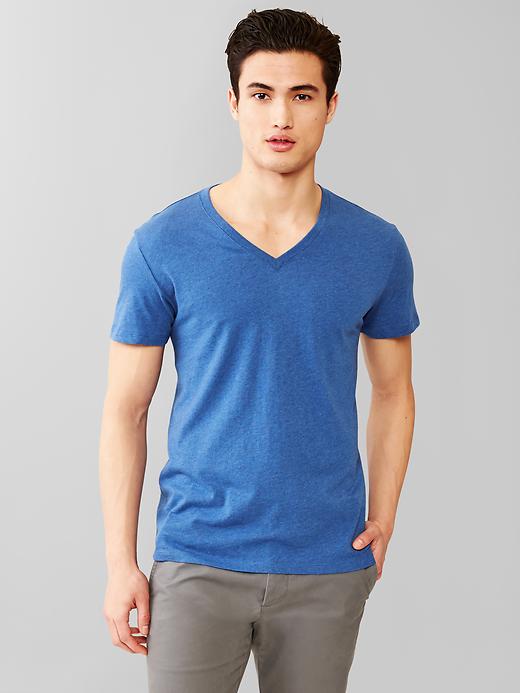 Essential deep V-neck t-shirt | Gap