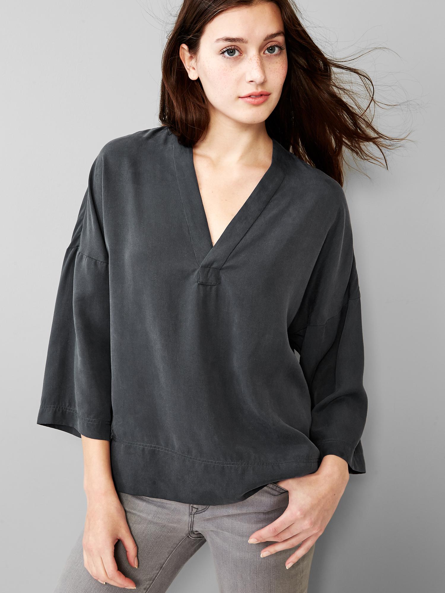 TENCEL™ drapey V-neck top | Gap