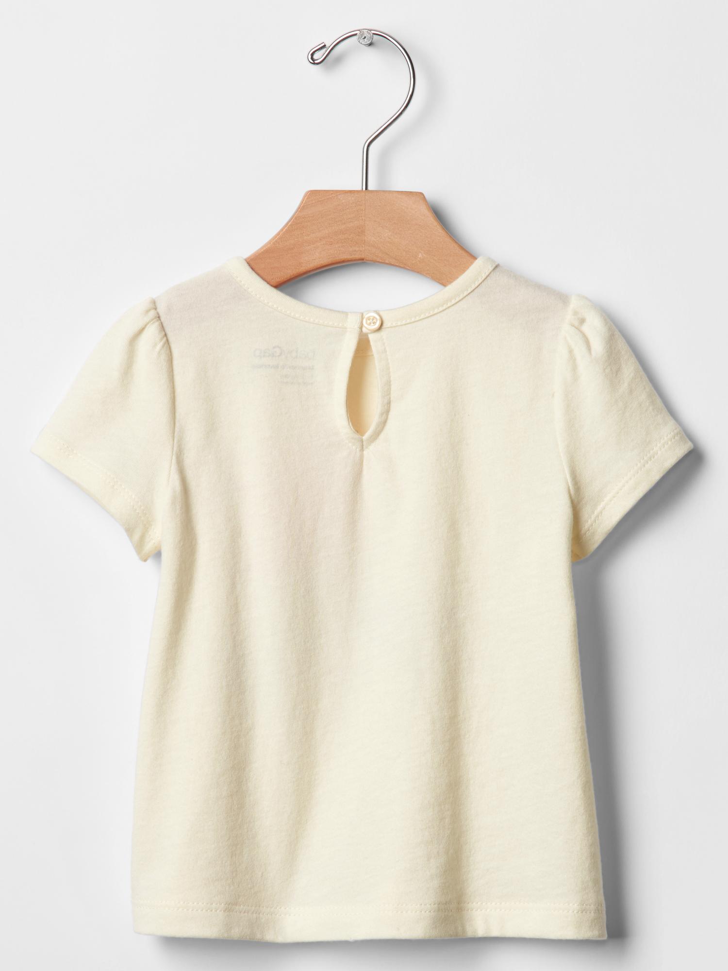 Graphic keyhole top | Gap