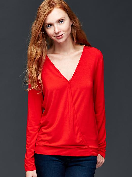 Crossover nursing top | Gap