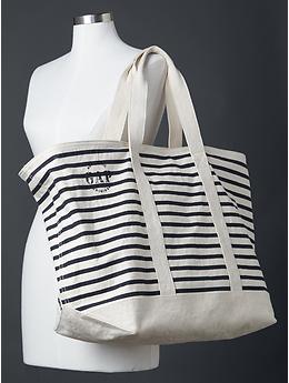 Large utility weekender tote | Gap