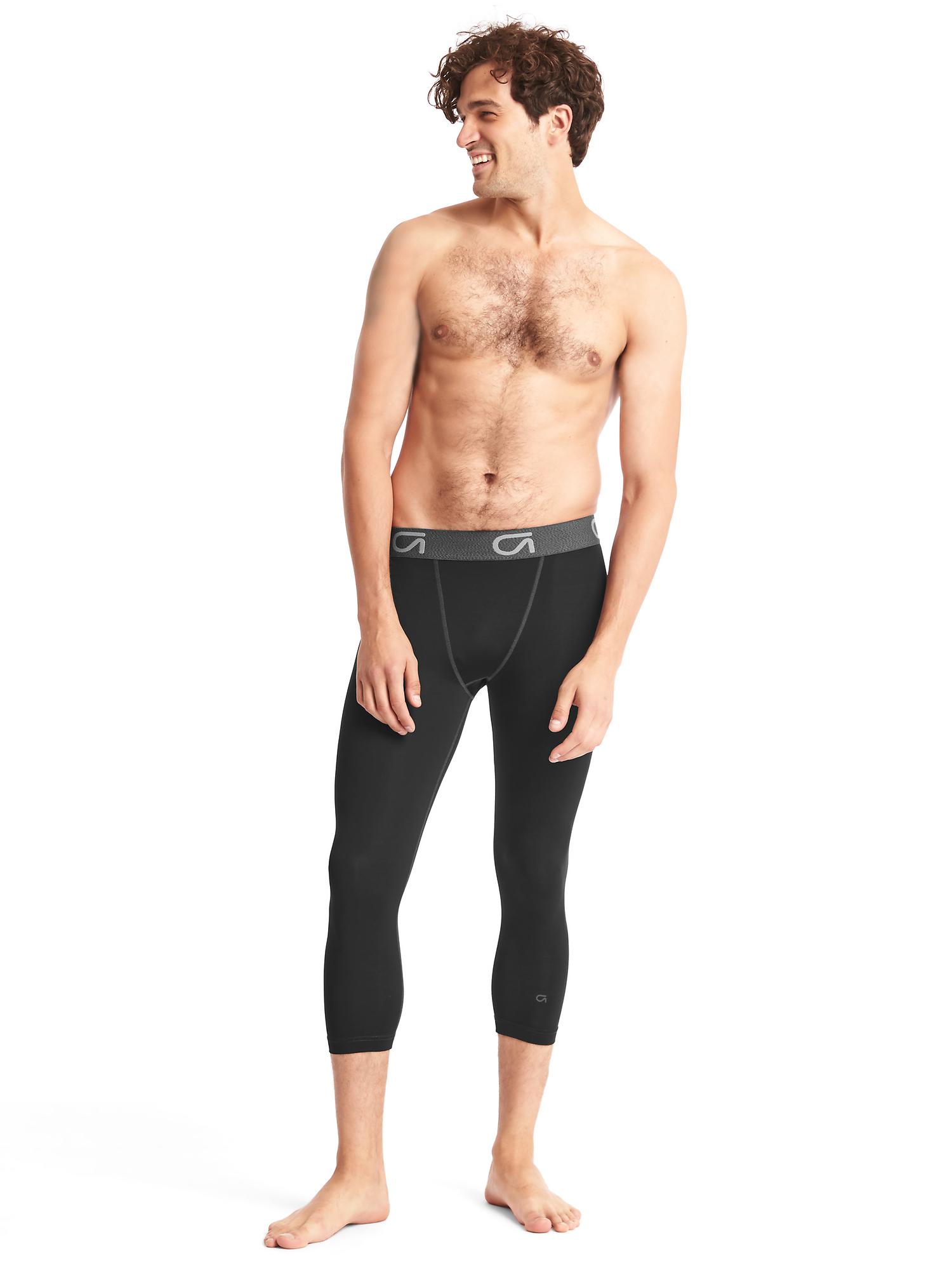 Compression layer three-quarter pants | Gap