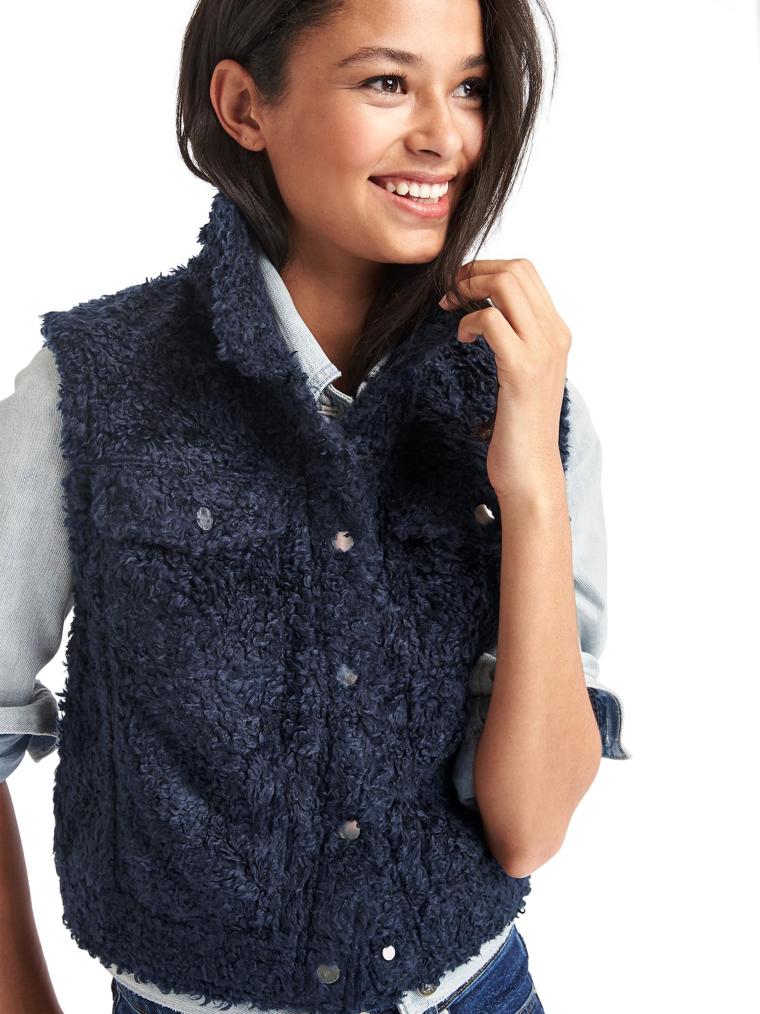 Sherpa short vest | Gap