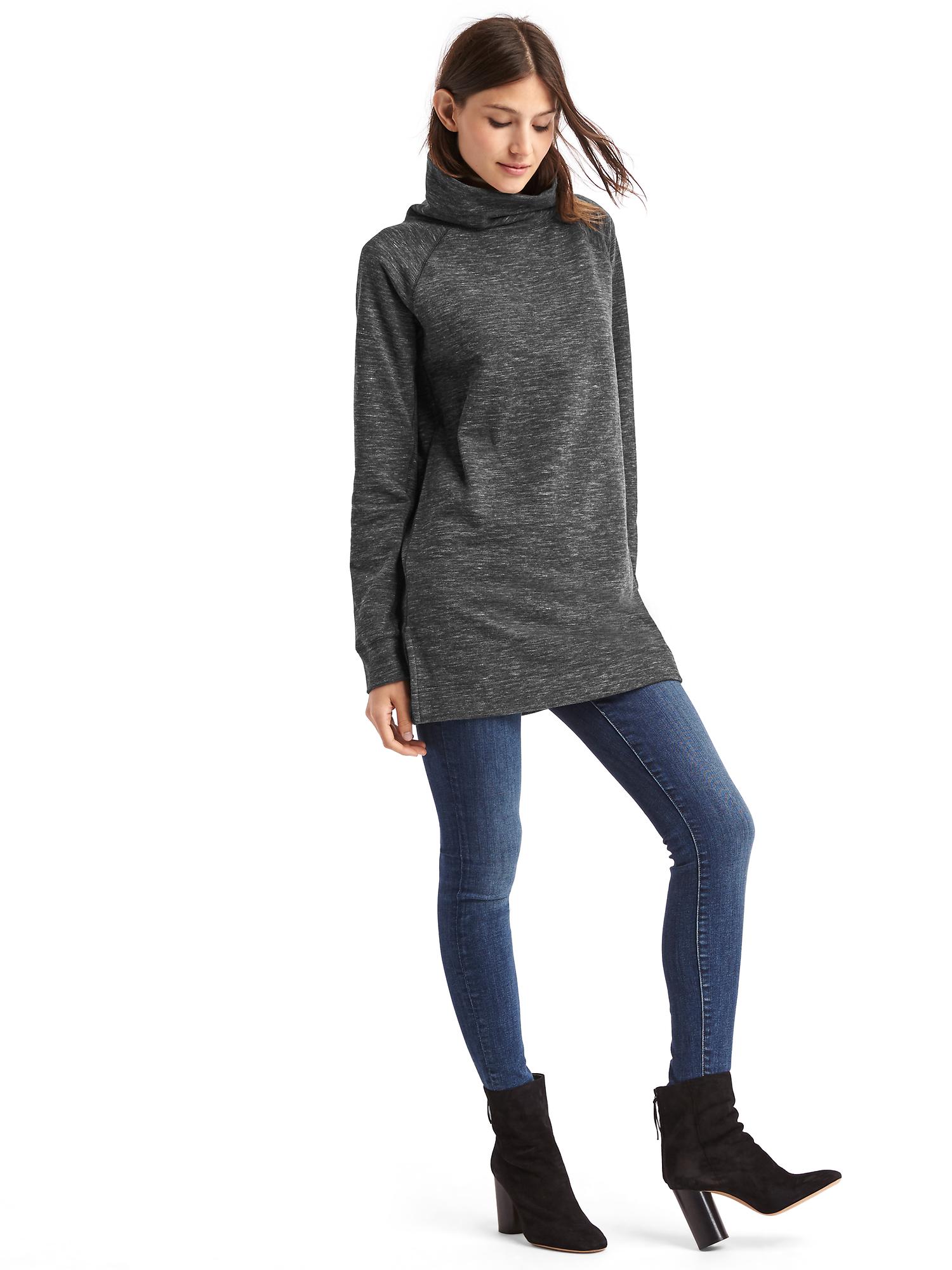 Gap x (RED) funnel neck tunic sweater | Gap