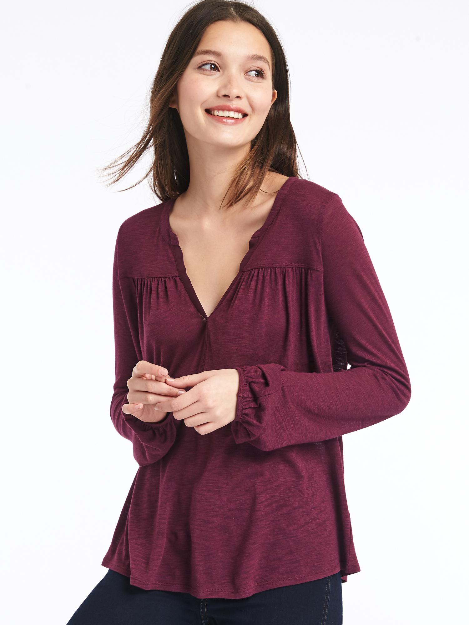 Drapey split-neck top | Gap
