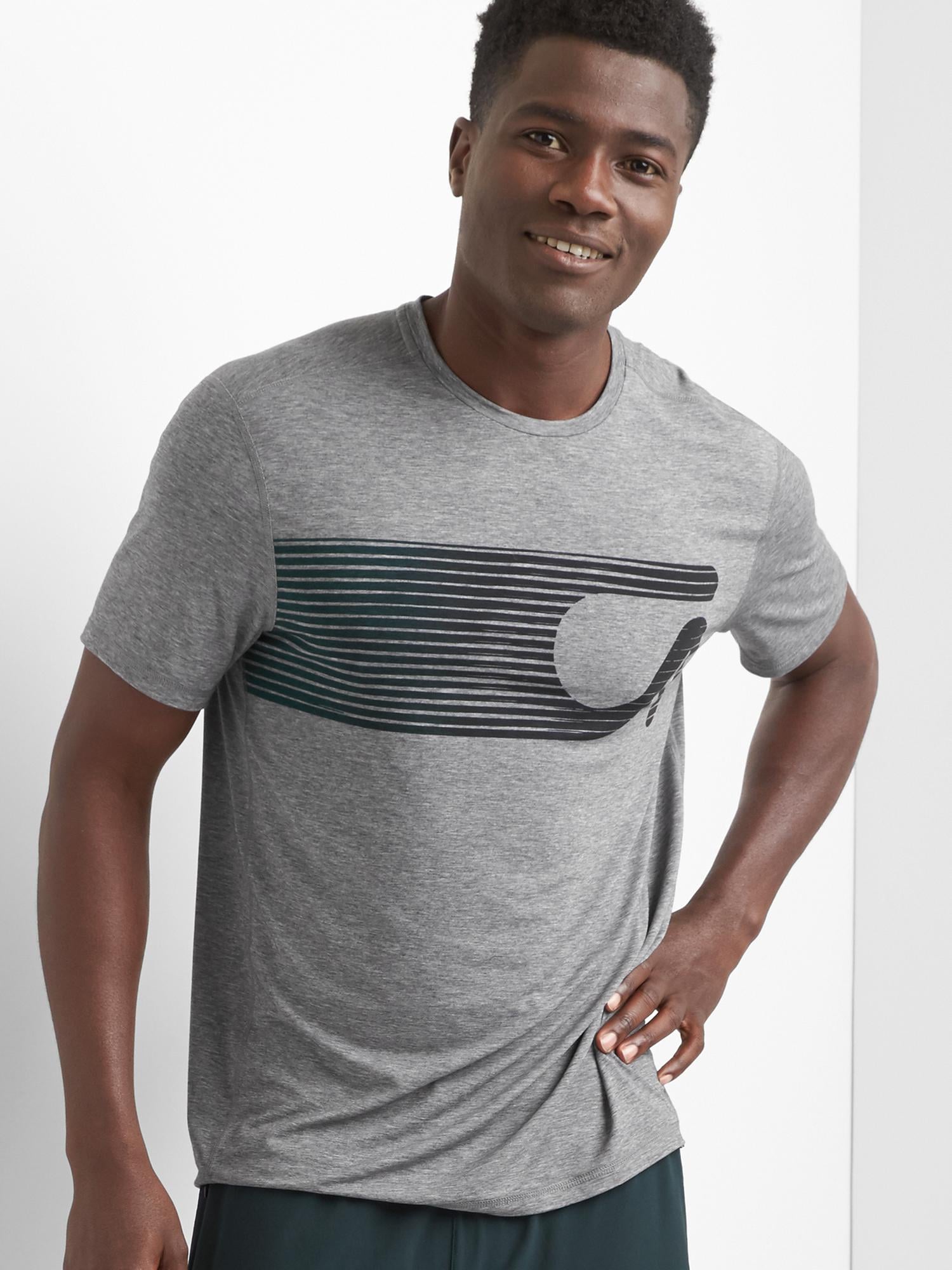 GapFit Breathe graphic crewneck t-shirt | Gap