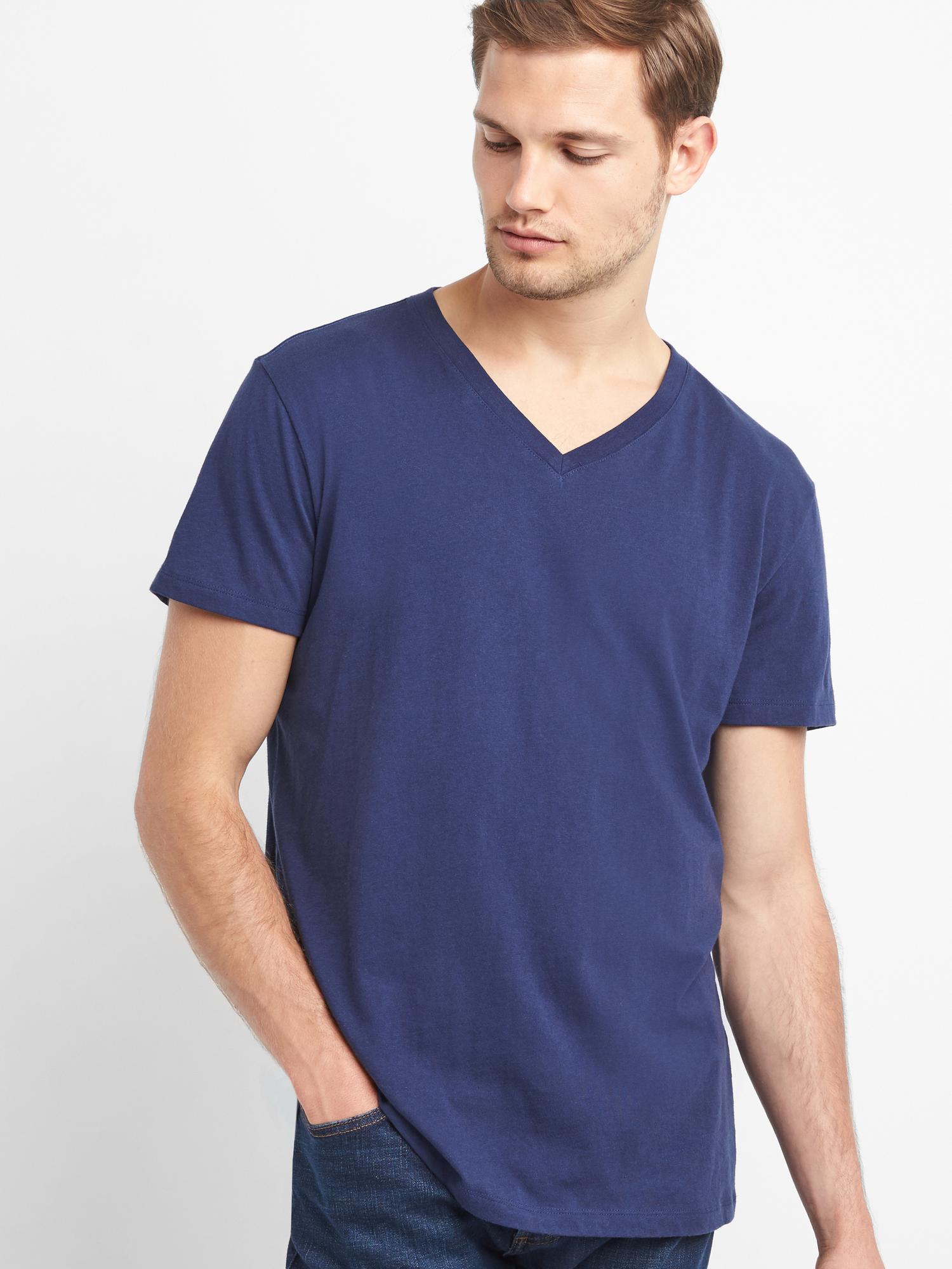 Classic V T-Shirt | Gap
