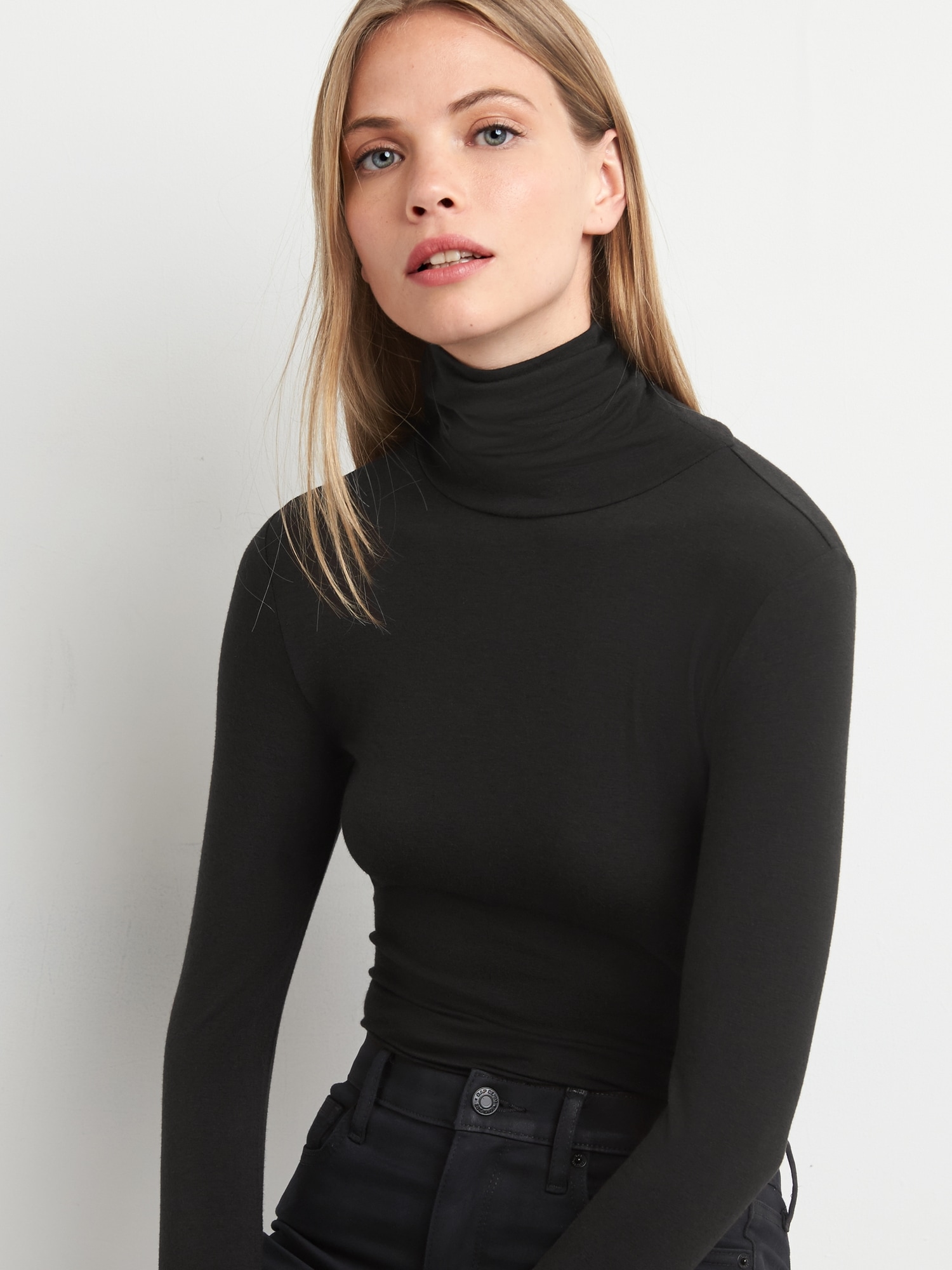 Maximum Heat turtleneck tee | Gap
