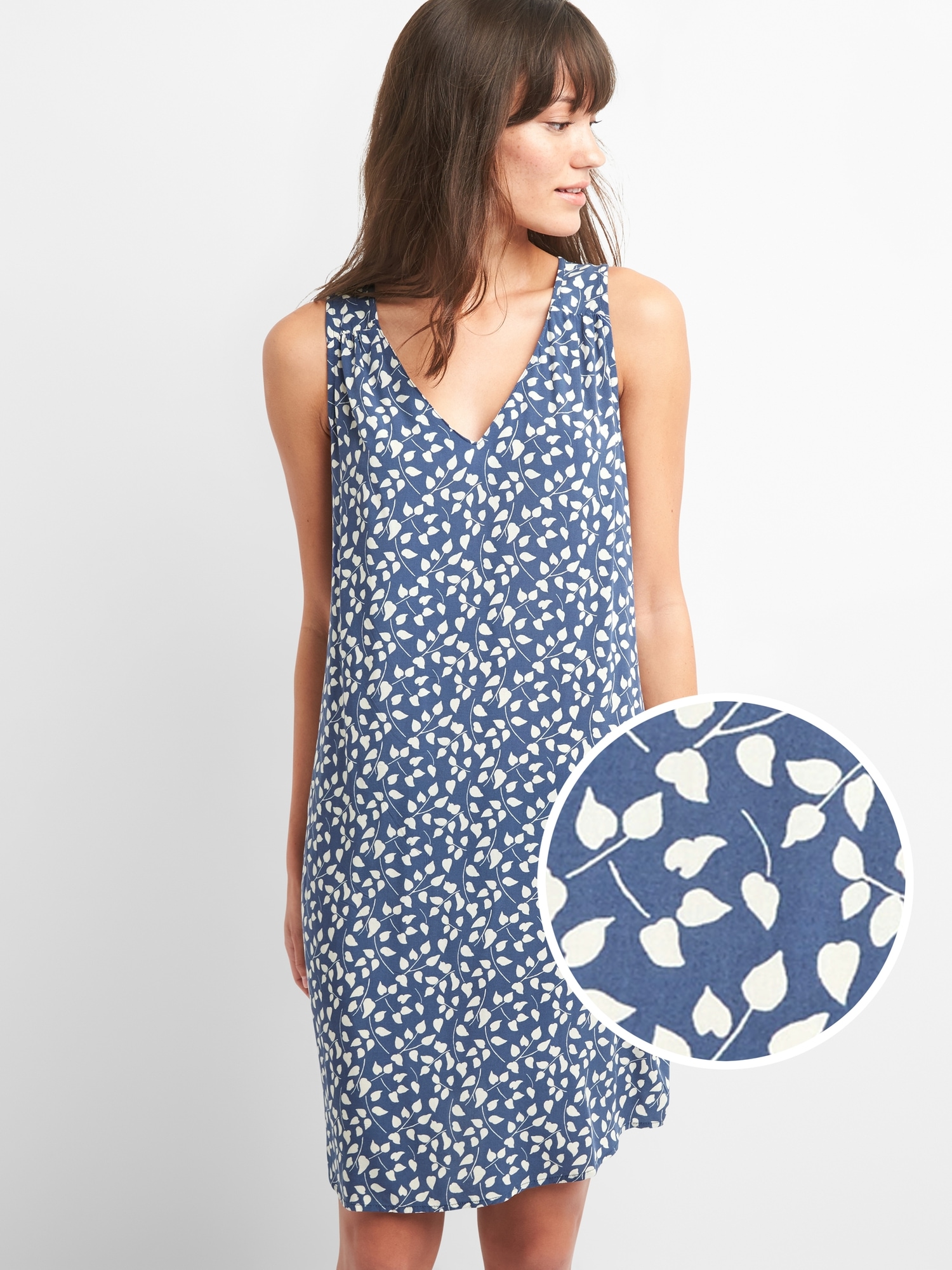 Sleeveless open-back shift dress | Gap