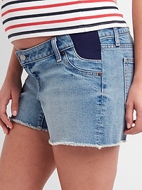 4" Maternity Inset Panel Denim Shorts with Raw Hem | Gap