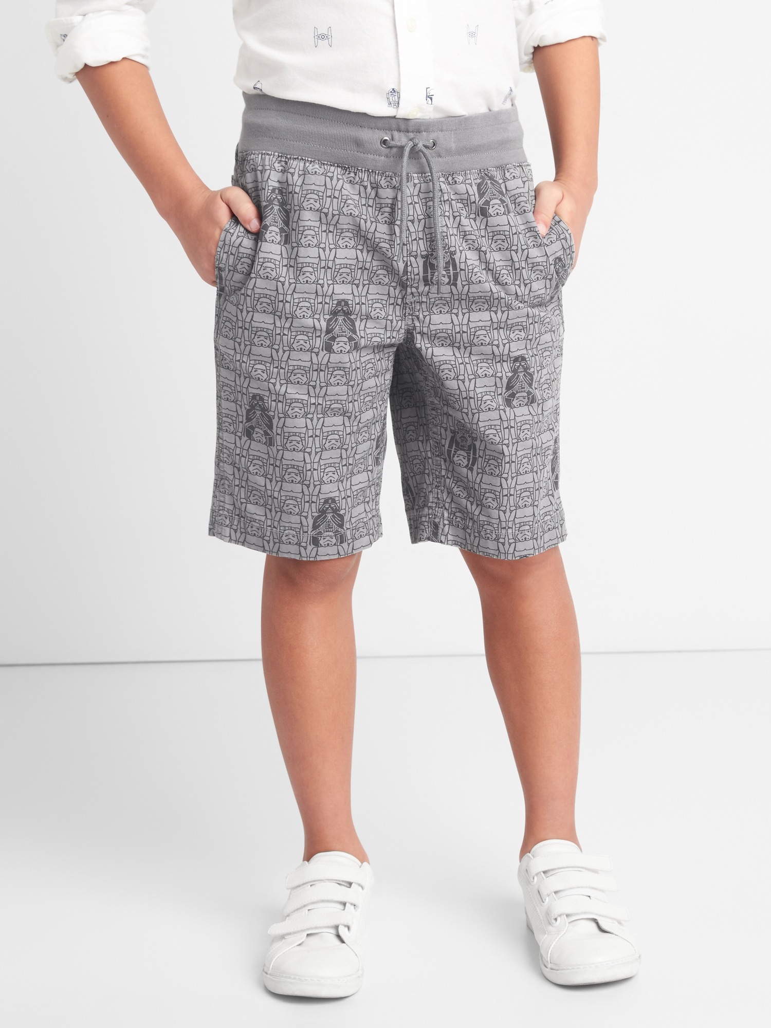 Gap | Star Wars™ Dark Side pull-on shorts | Gap