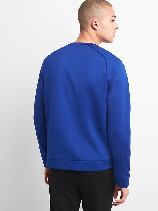 GapFit Logo Crewneck Sweatshirt in Vanguard Fleece | Gap