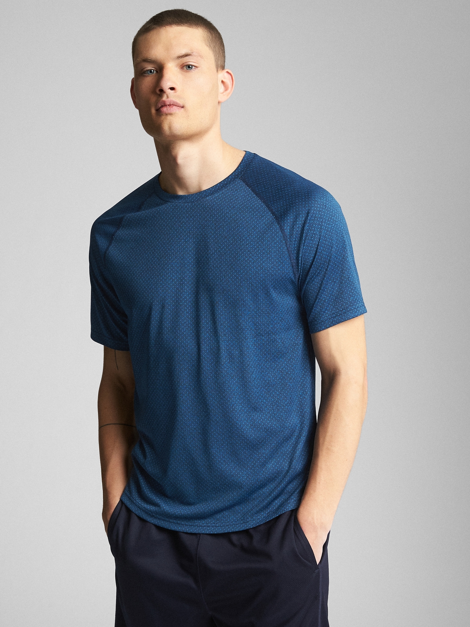 GapFit Sport T-Shirt | Gap