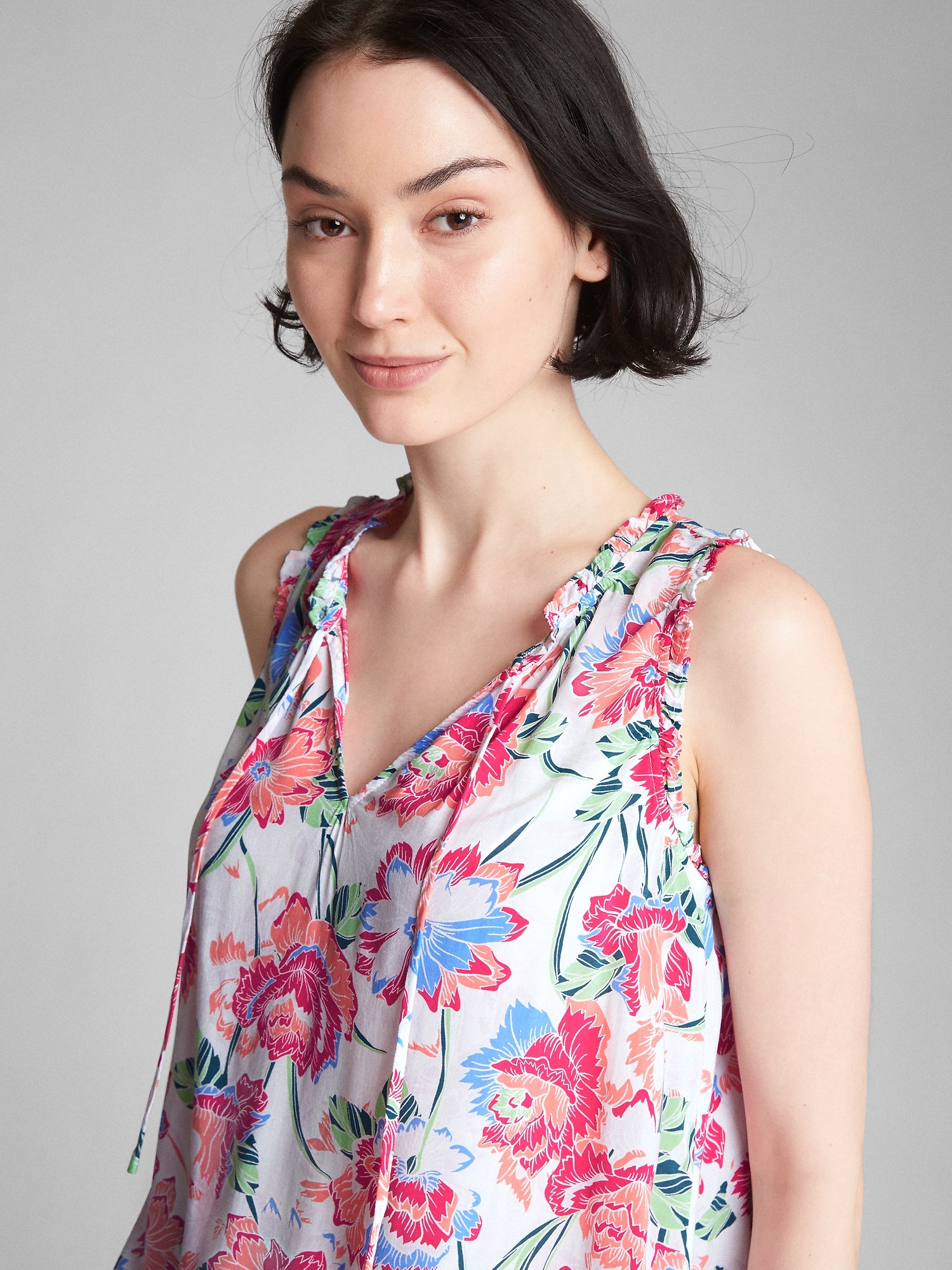 Sleeveless Split-Neck Print Top | Gap