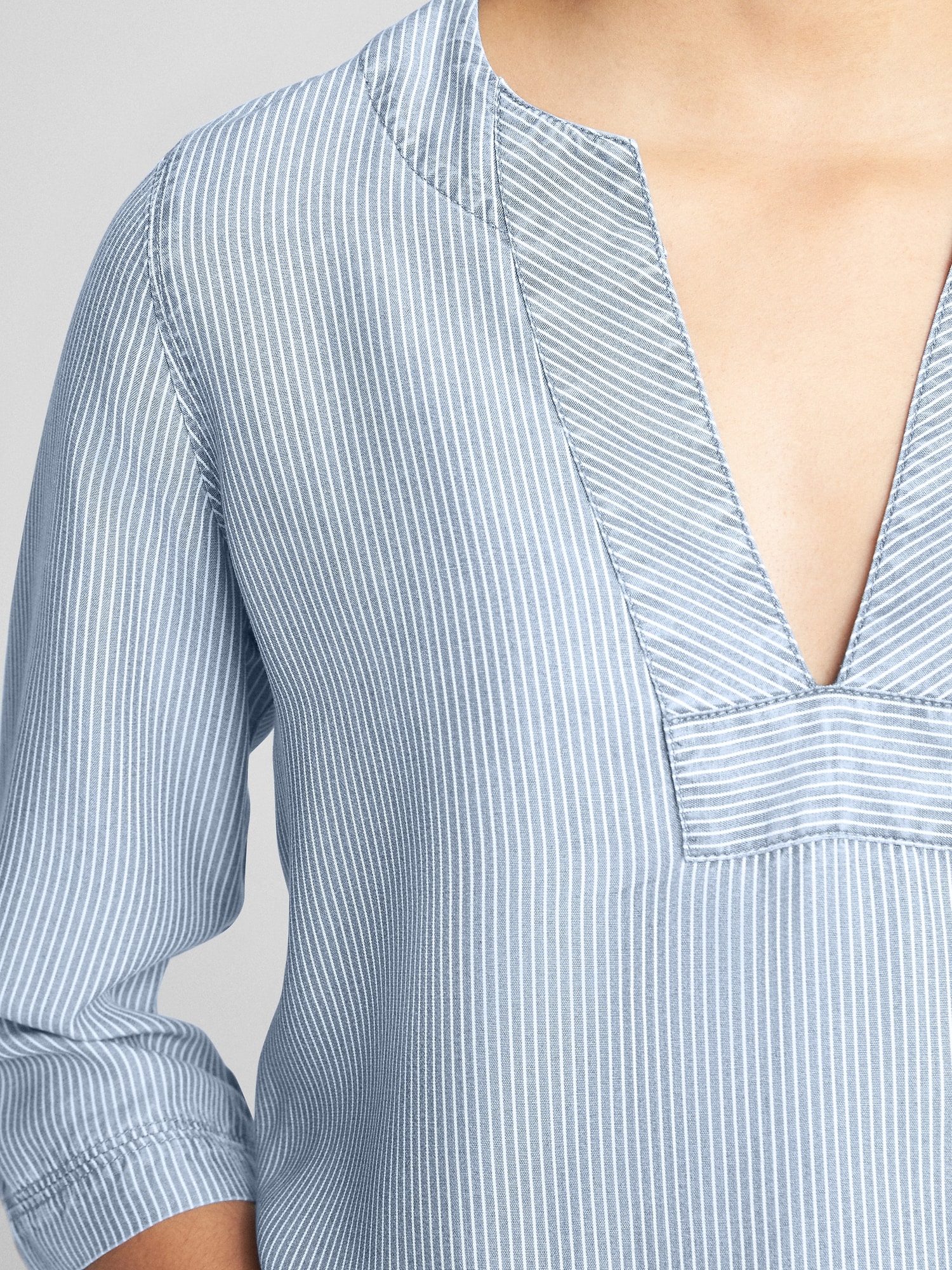 Popover Stripe Split-Neck Top in TENCEL™ | Gap