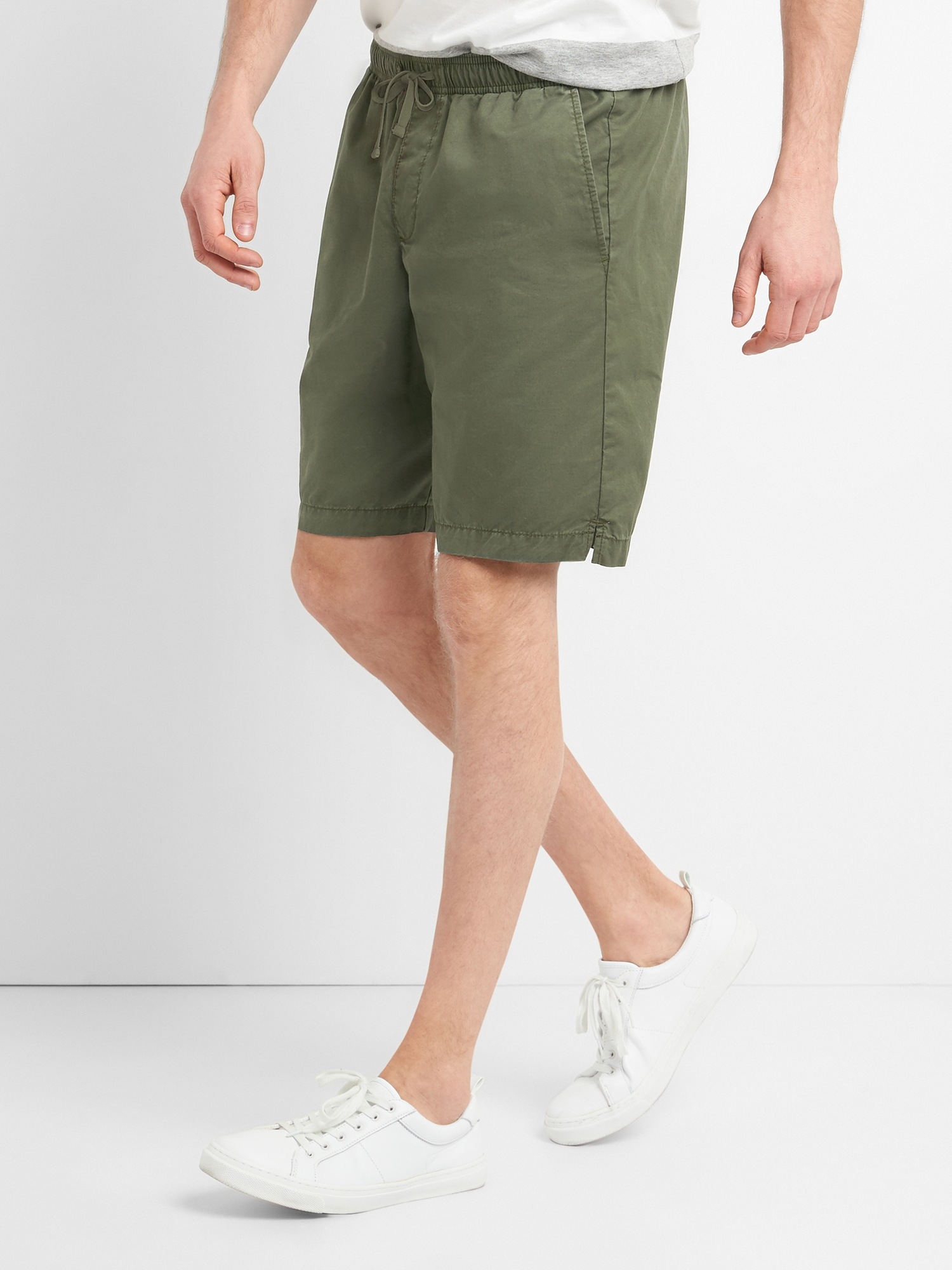 9" Drawstring Shorts in Twill | Gap