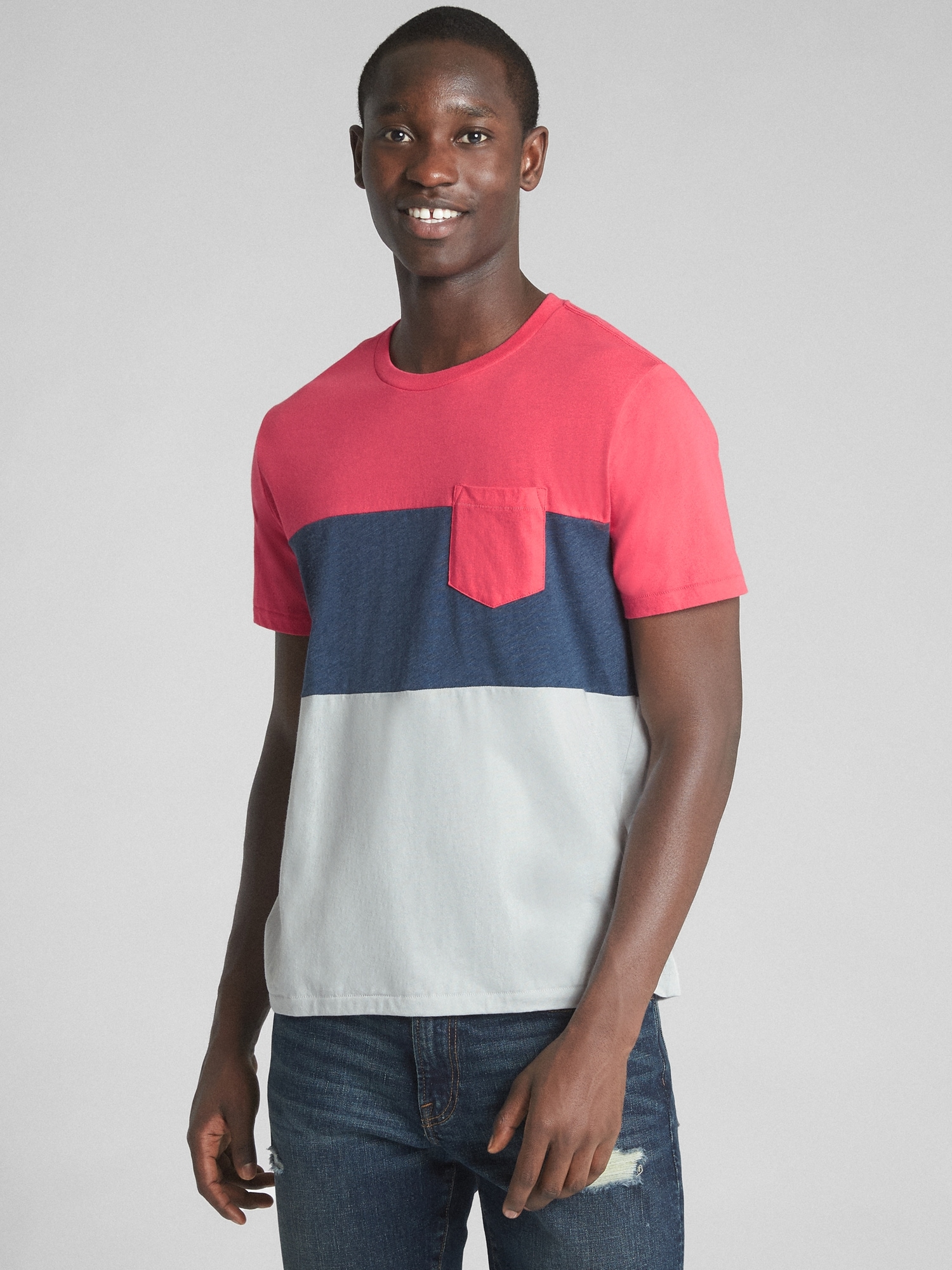 Short Sleeve Colorblock Pocket T-Shirt | Gap