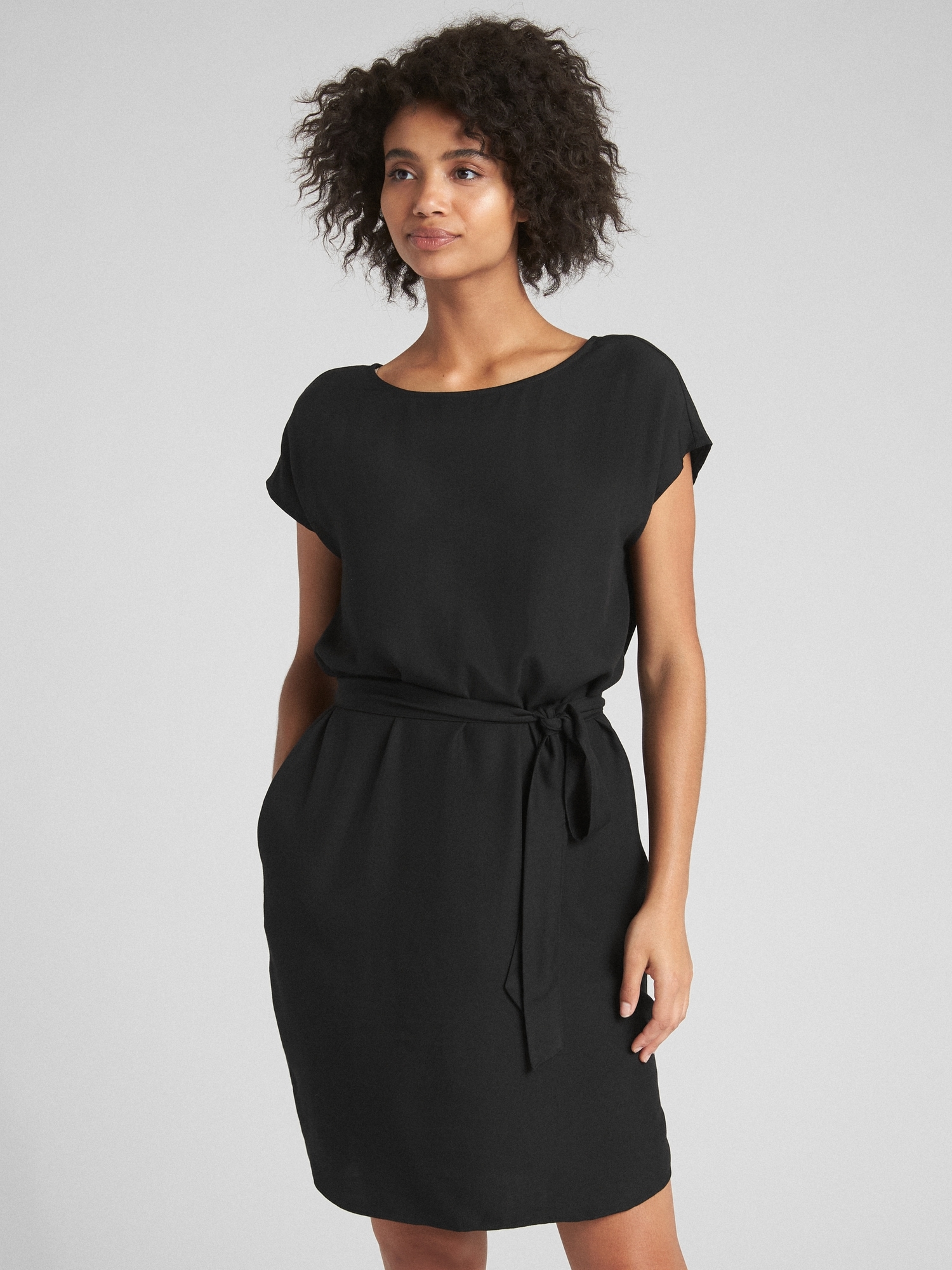 Short Sleeve Tie-Belt Shift Dress | Gap