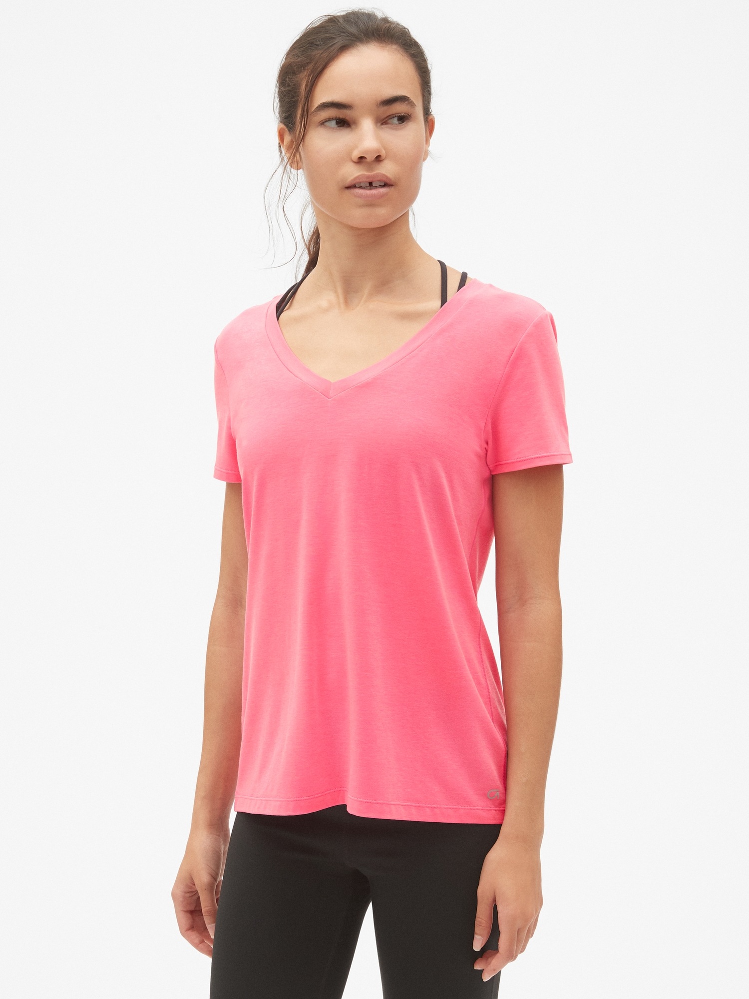 GapFit Breathe V-Neck T-Shirt | Gap