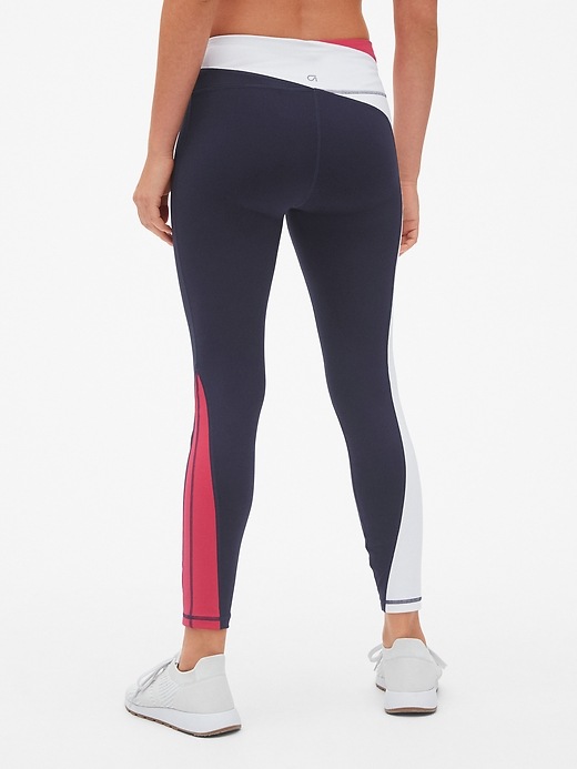 GapFit Asymmetrical Colorblock Full Length Leggings in Eclipse | Gap