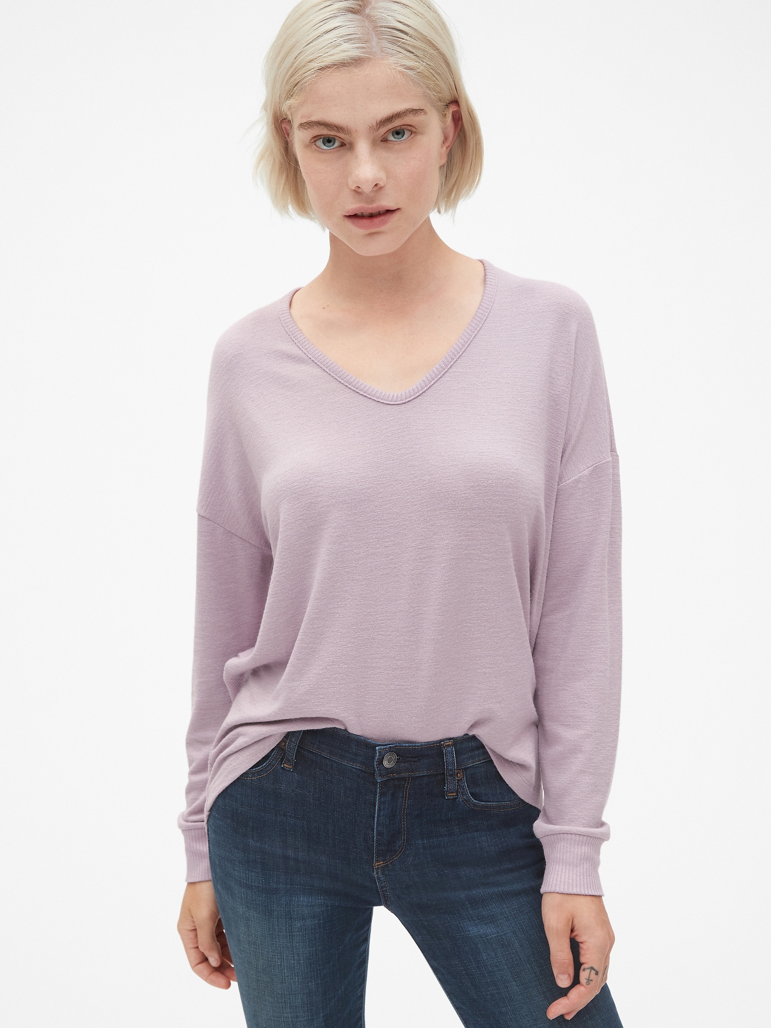 Softspun Mix-Fabric Hi-Lo V-Neck Top | Gap
