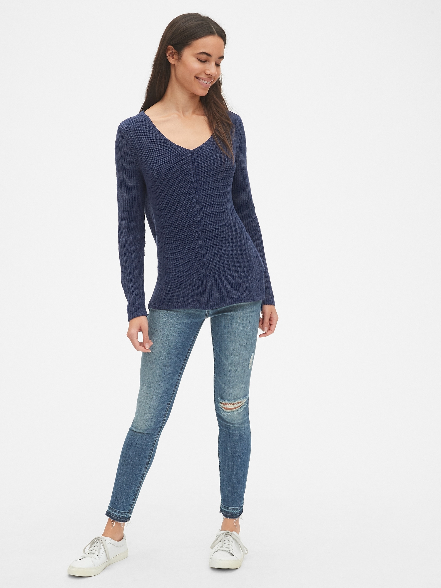 Diagonal Ribbed V-Neck Pullover Sweater Tunic | Gap