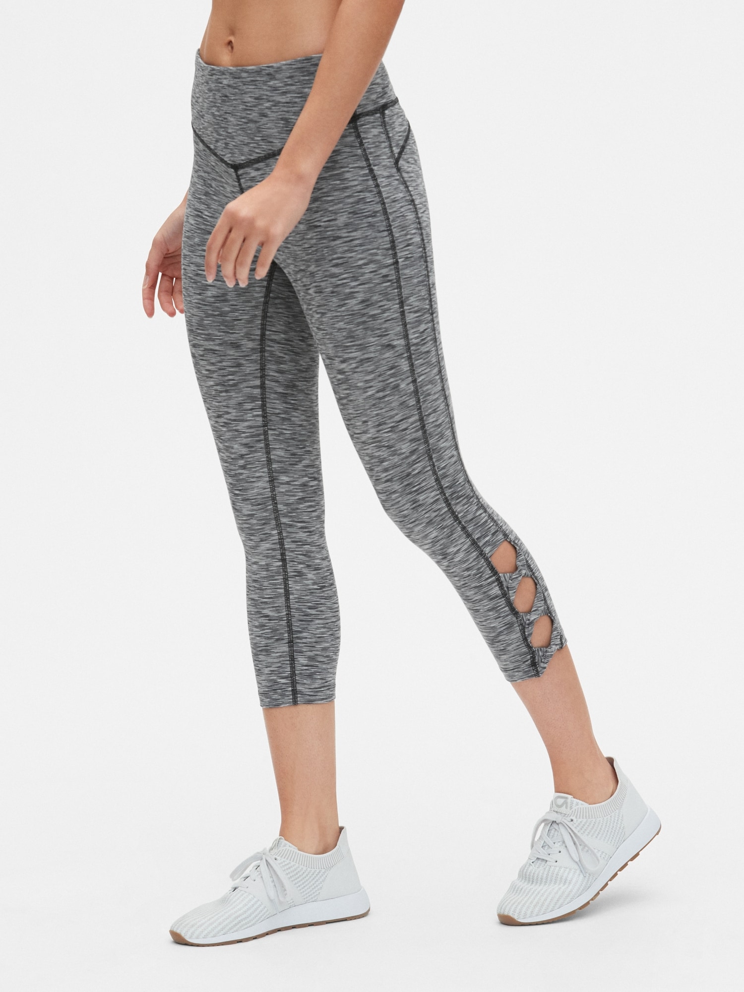 GapFit Blackout High Rise Twist-Detail Capris | Gap