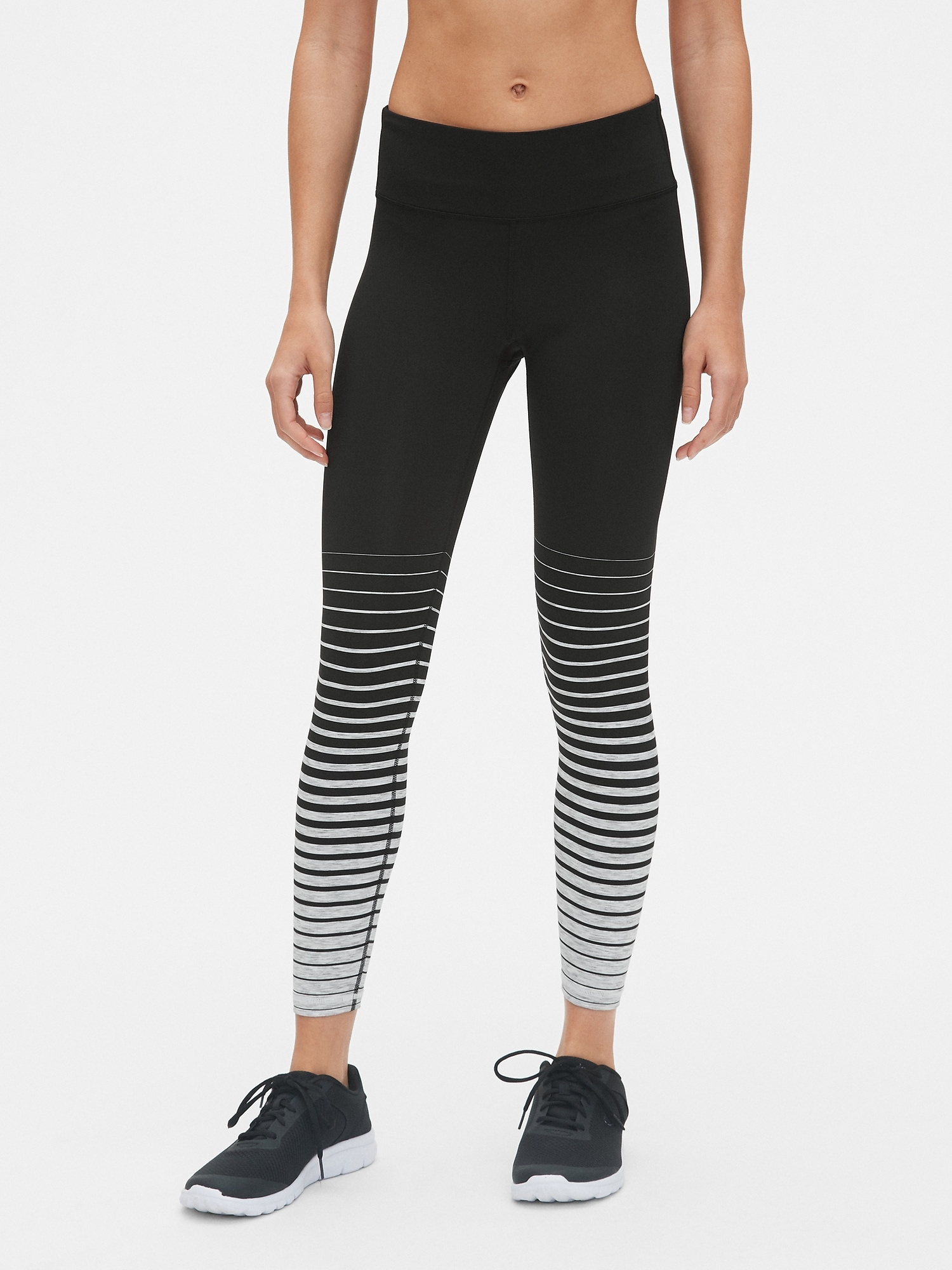 GapFit Gradient Stripe Full Length Leggings in Eclipse | Gap