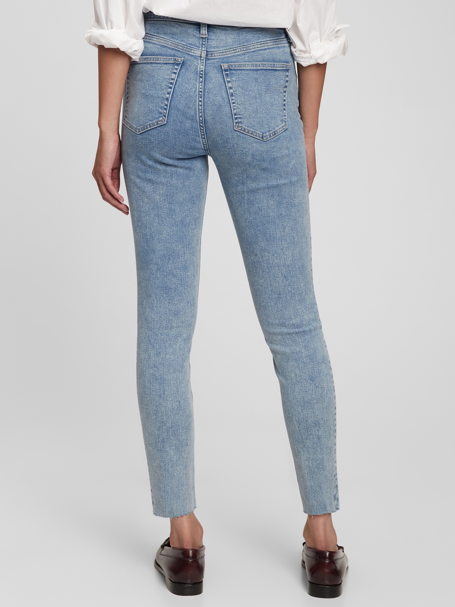 Sky High Rise True Skinny Jeans with Washwell | Gap