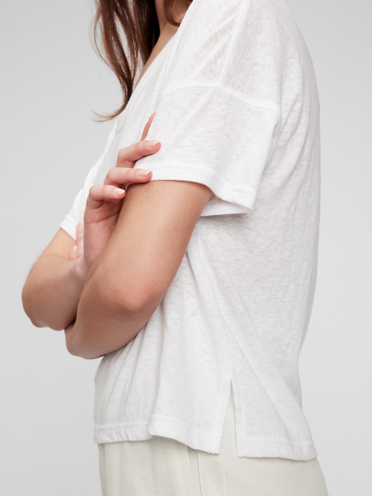 U-Neck T-Shirt | Gap