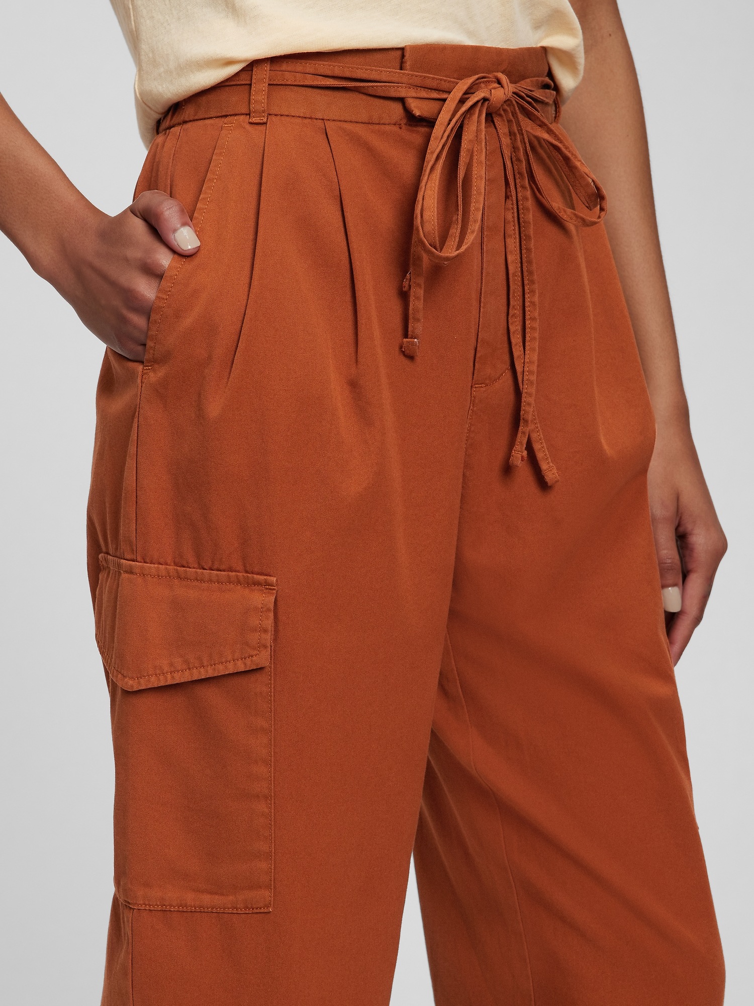 High Rise Pleated Cargo Pants with Washwell | Gap