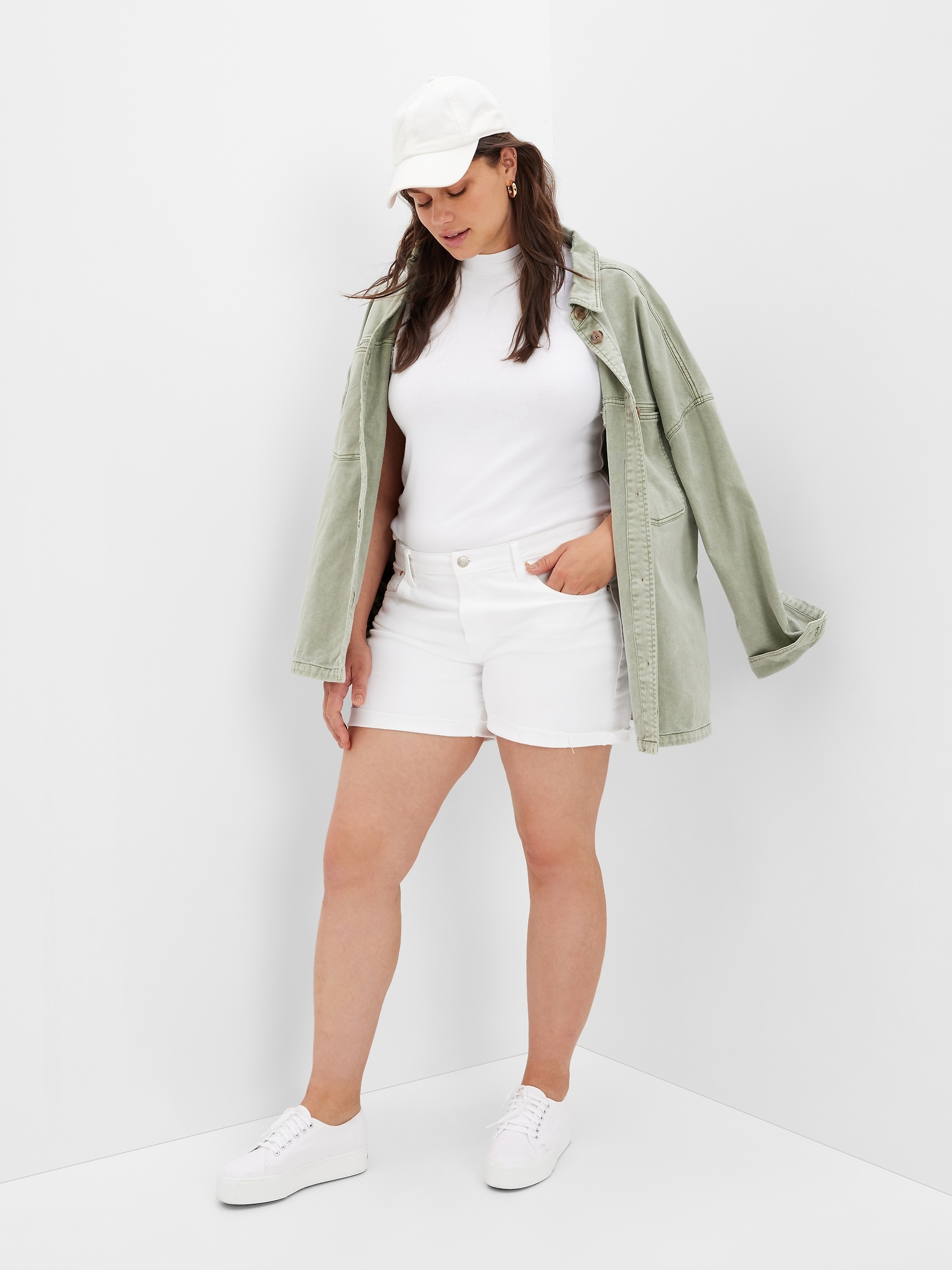 5" Mid Rise Girlfriend Denim Shorts | Gap