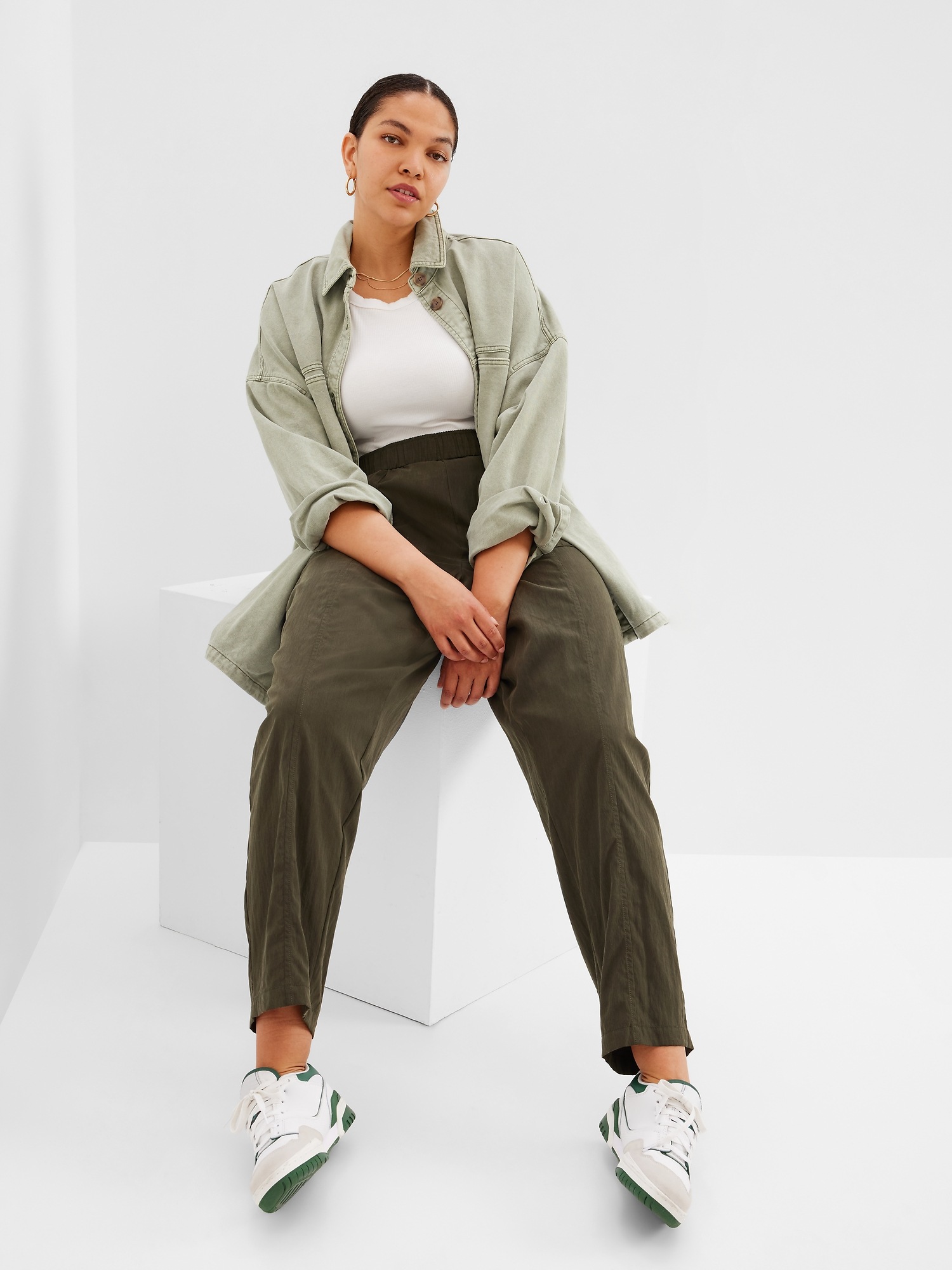 TENCEL™ Lyocell High Rise Pull-On Pants with Washwell | Gap