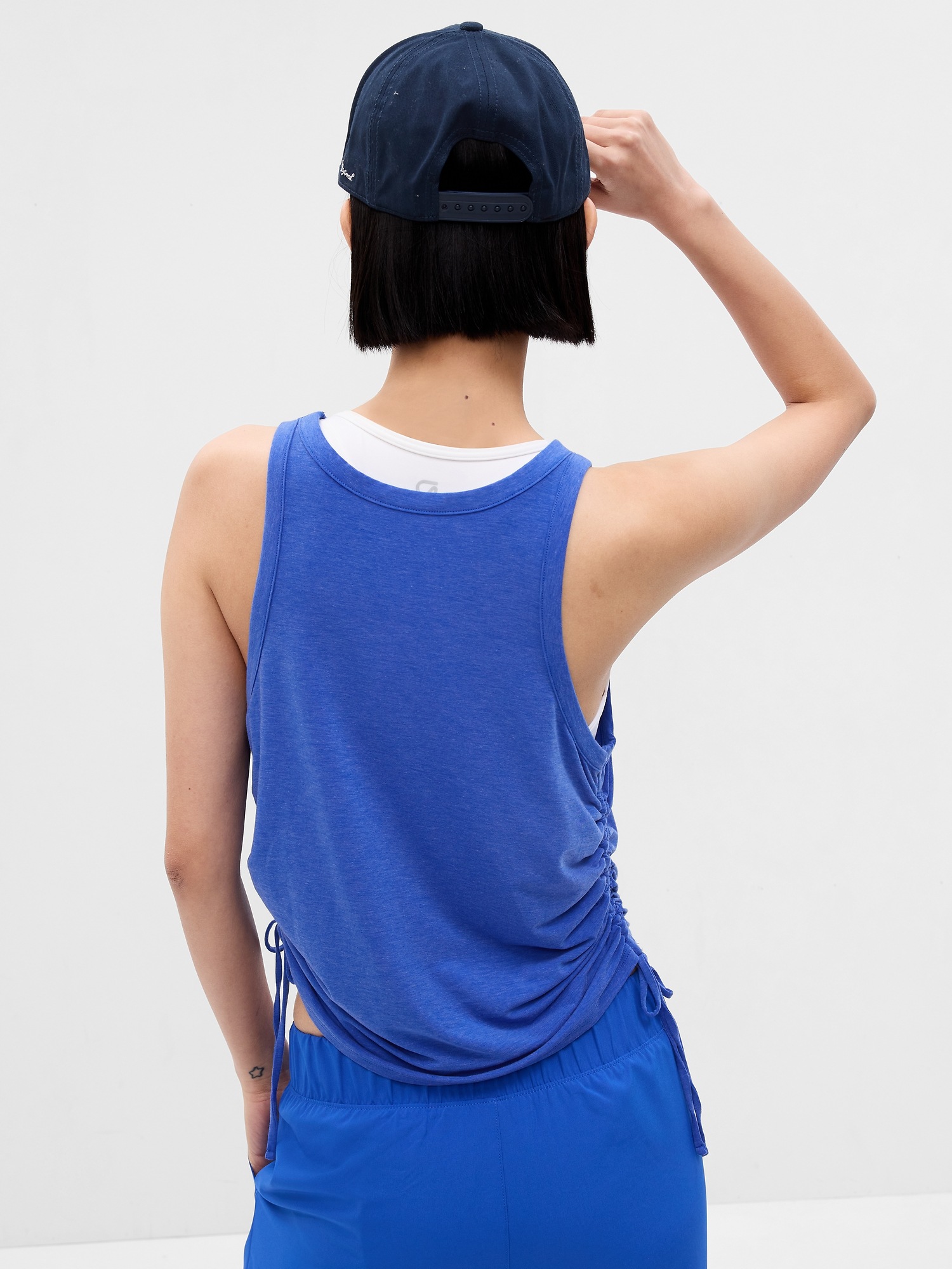 GapFit Breathe Cropped Cinch Tank Top | Gap