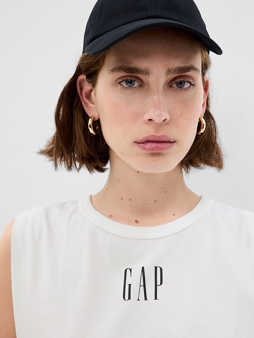 Gap Logo Muscle Sleeveless T-Shirt | Gap