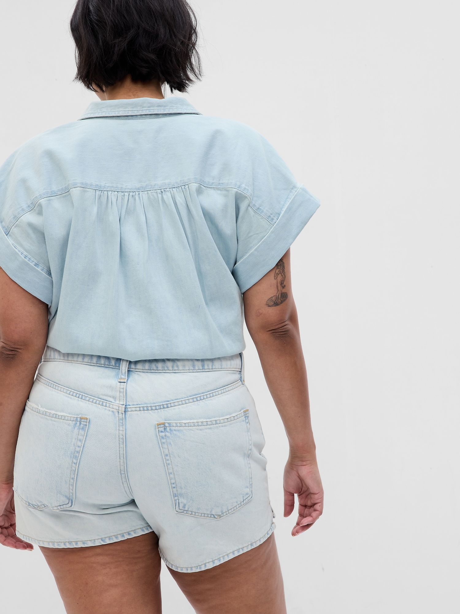 4" Low Rise Stride Denim Shorts | Gap