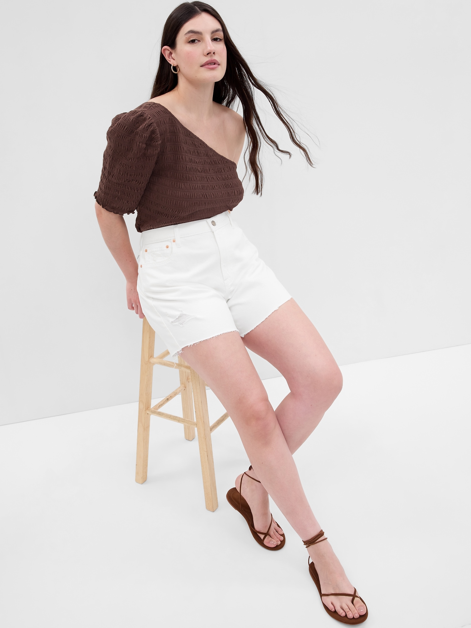 6" High Rise Cheeky Midi Denim Shorts | Gap