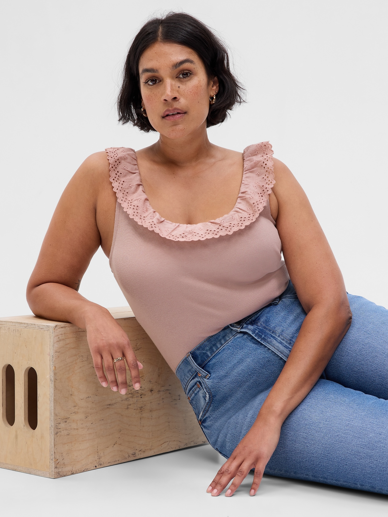 Eyelet Ruffle Neck Rib Tank Top | Gap