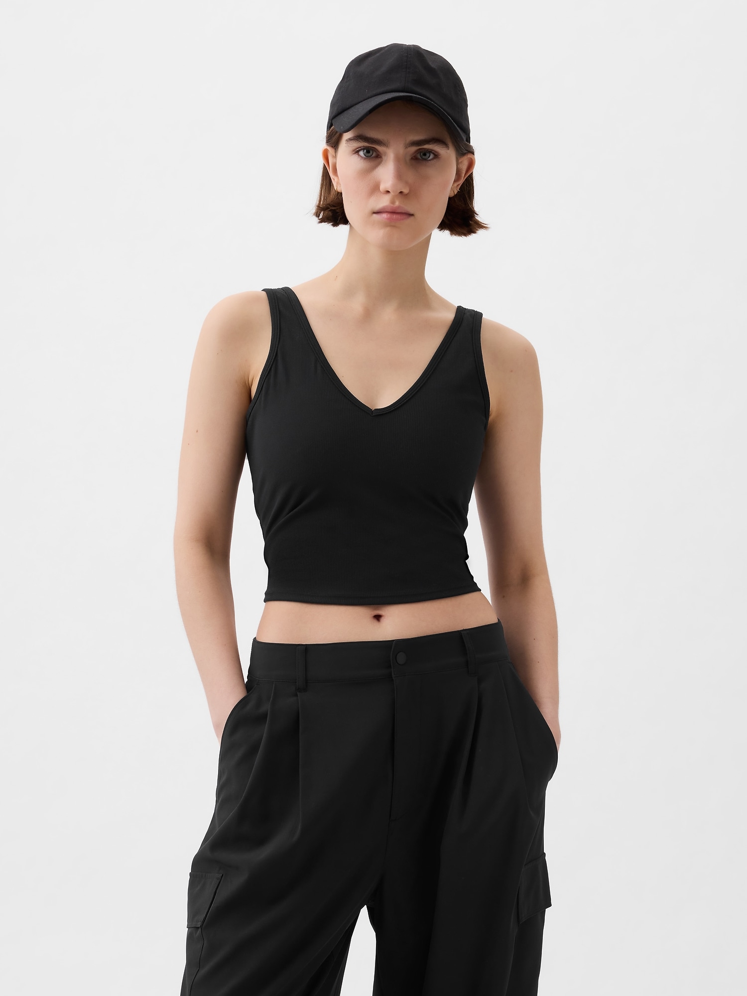 GapFit Studio Rib V-Neck Brami | Gap