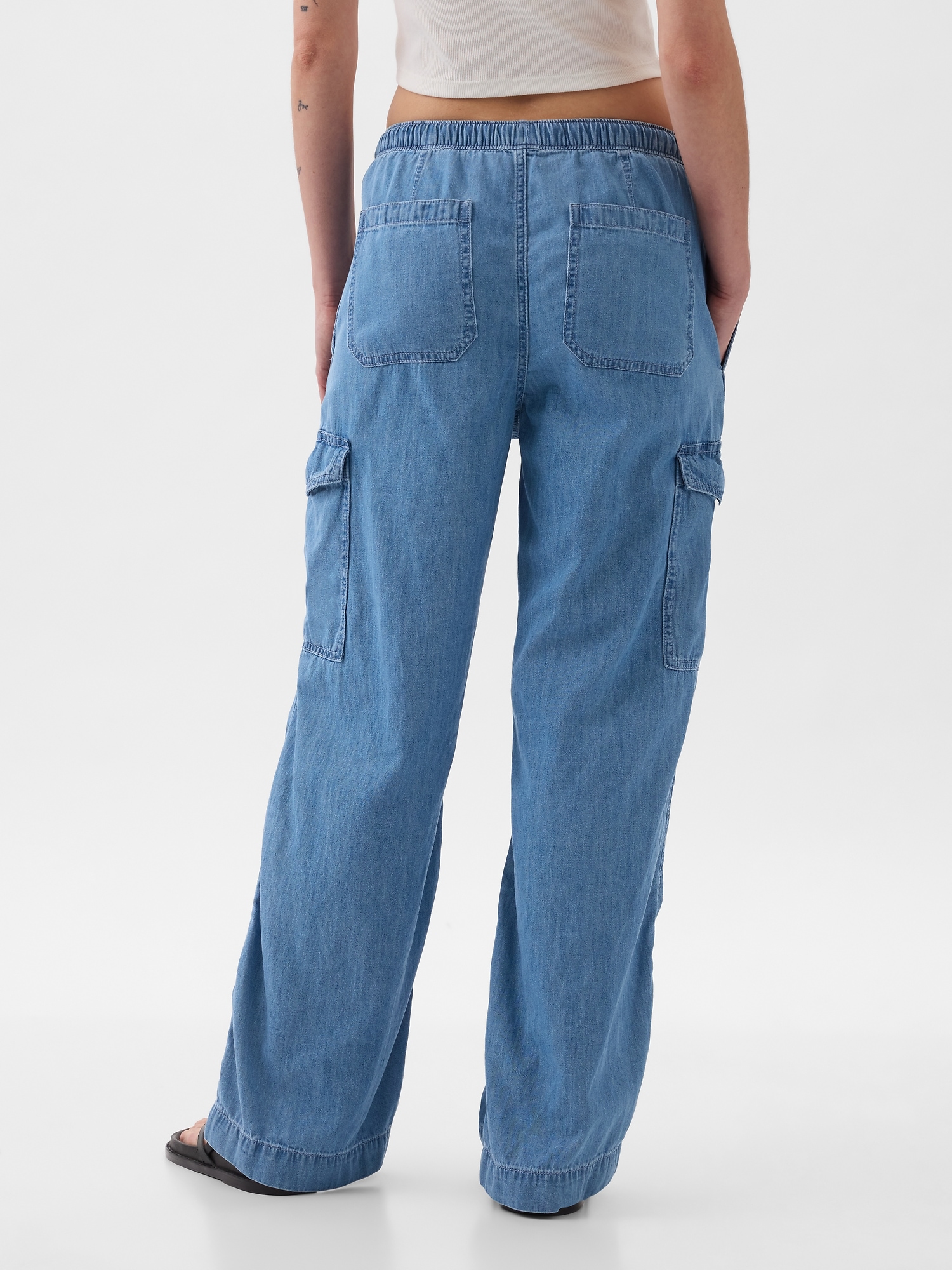 High Rise Cargo Easy Jeans | Gap