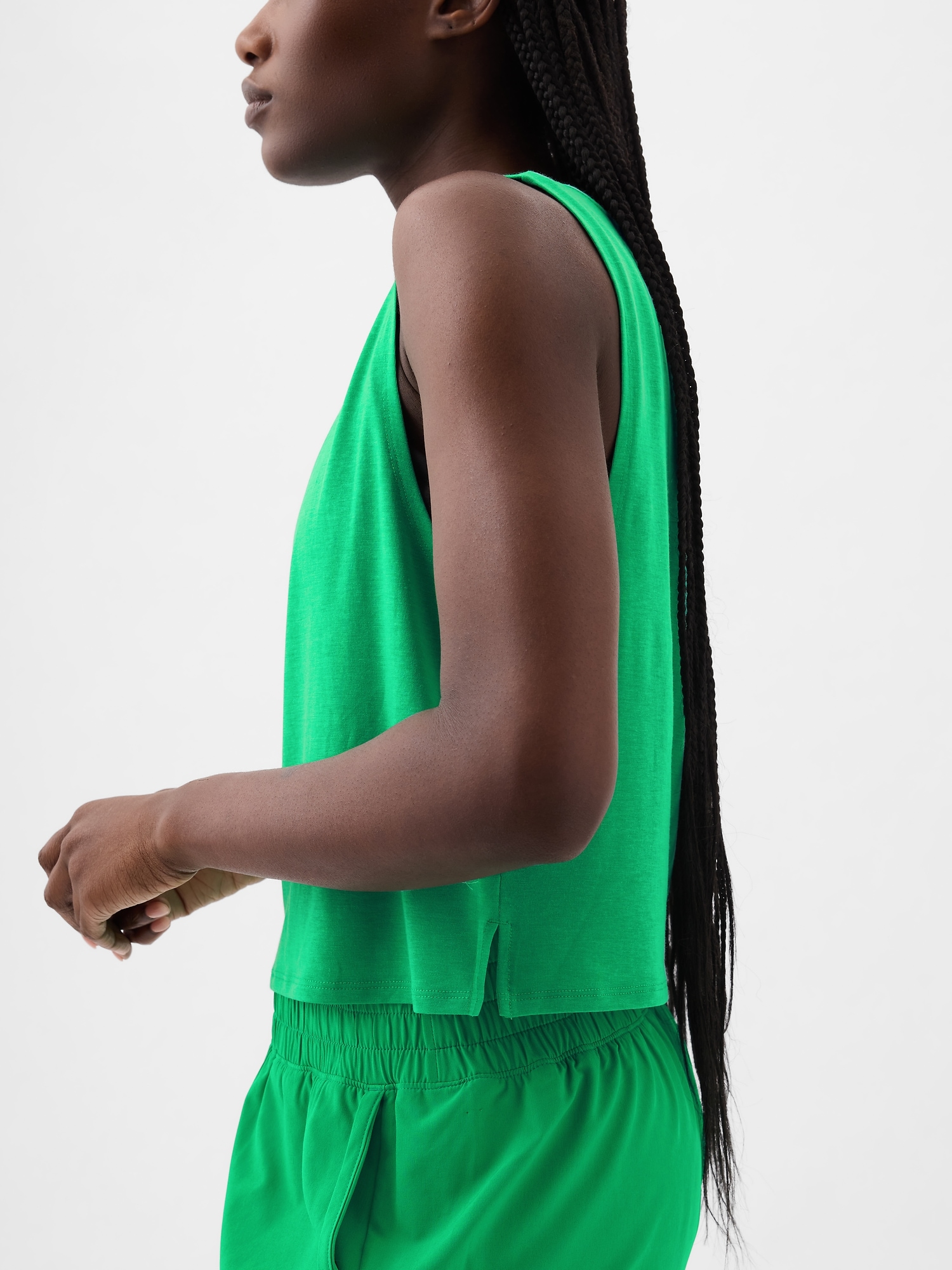 GapFit Breathe Cropped Muscle T-Shirt | Gap