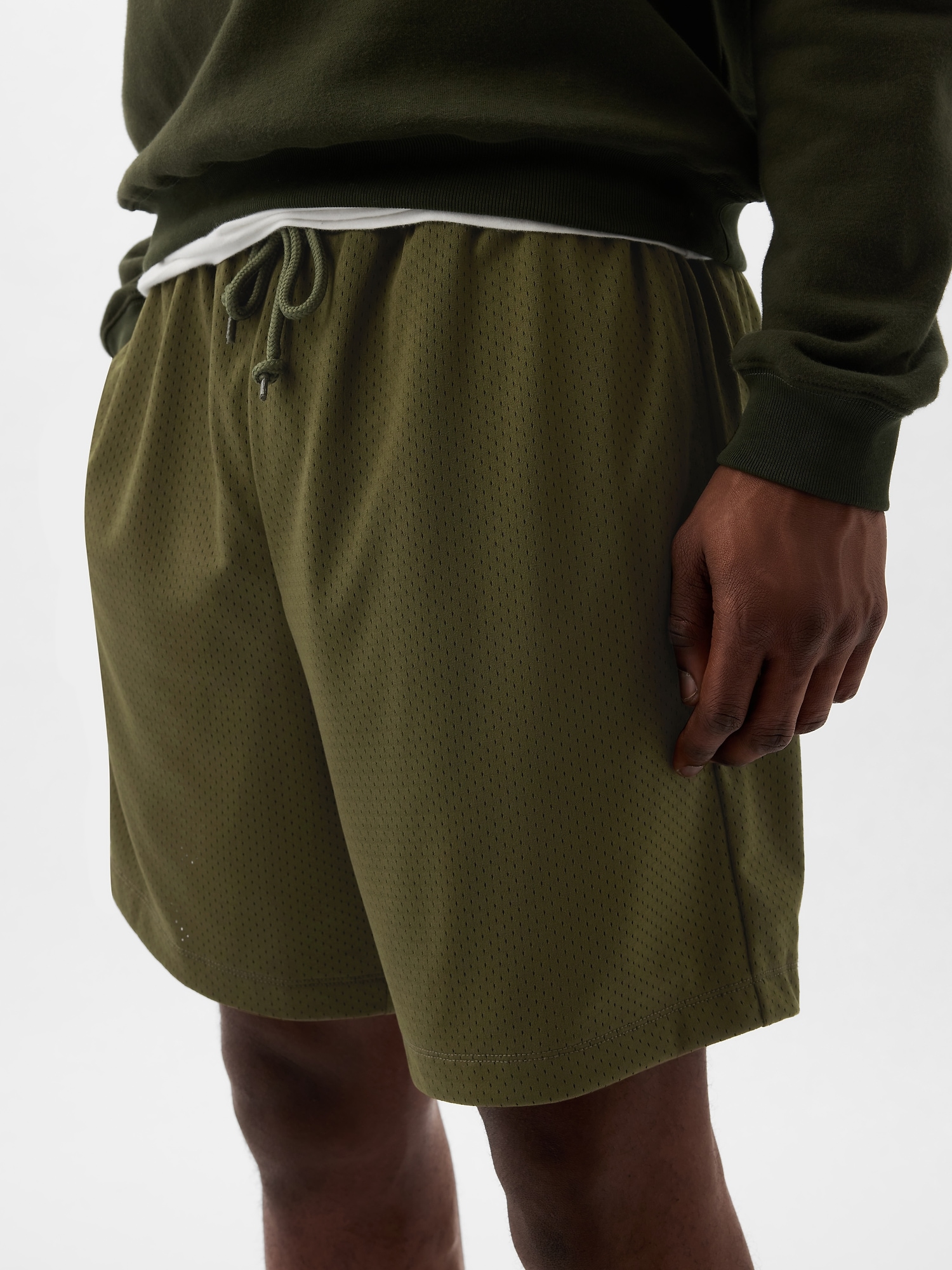 7" Mesh Shorts with E-Waist | Gap