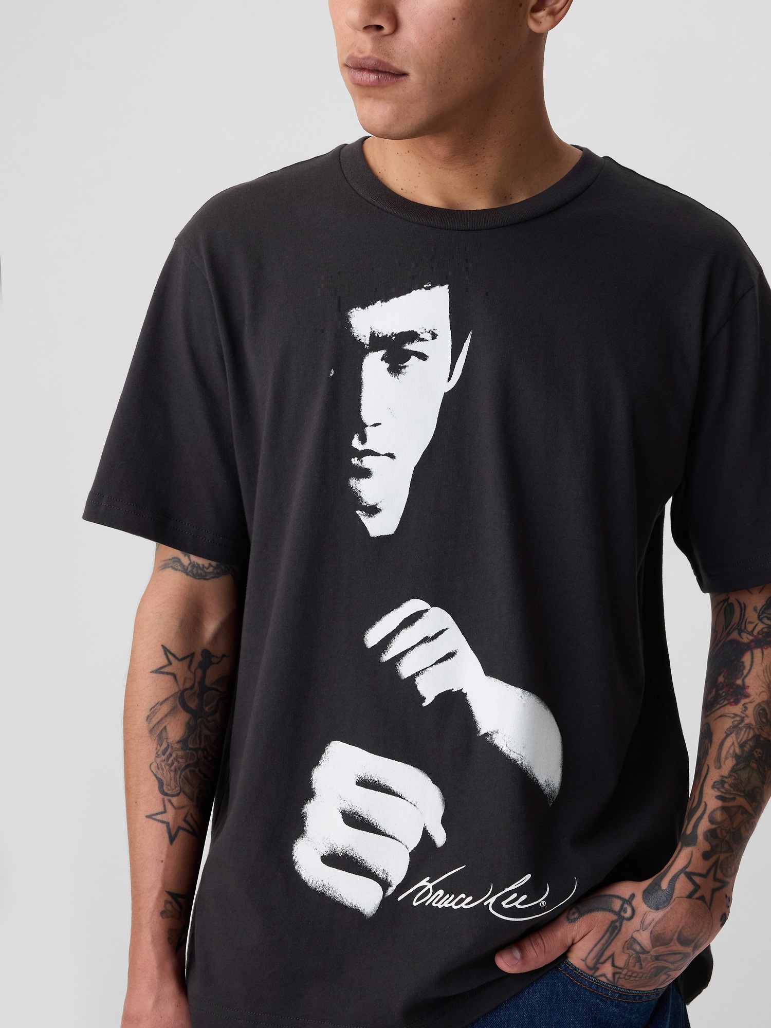 Bruce Lee Graphic T-Shirt | Gap