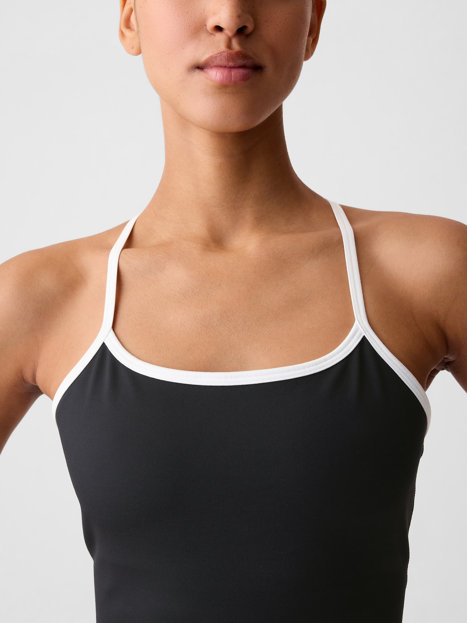 GapFit Power Racerback Brami | Gap