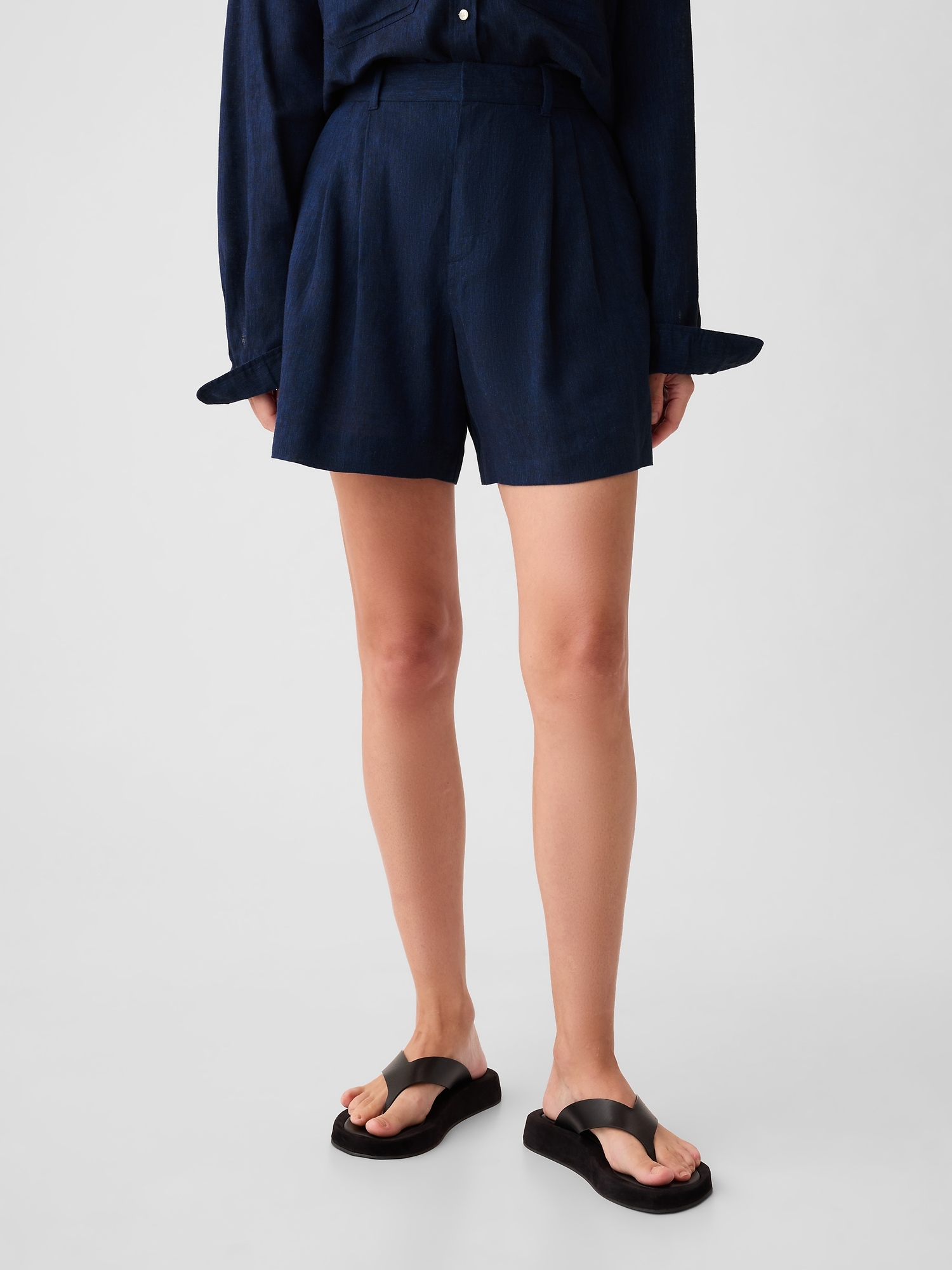 365 High Rise Linen-Blend Shorts | Gap