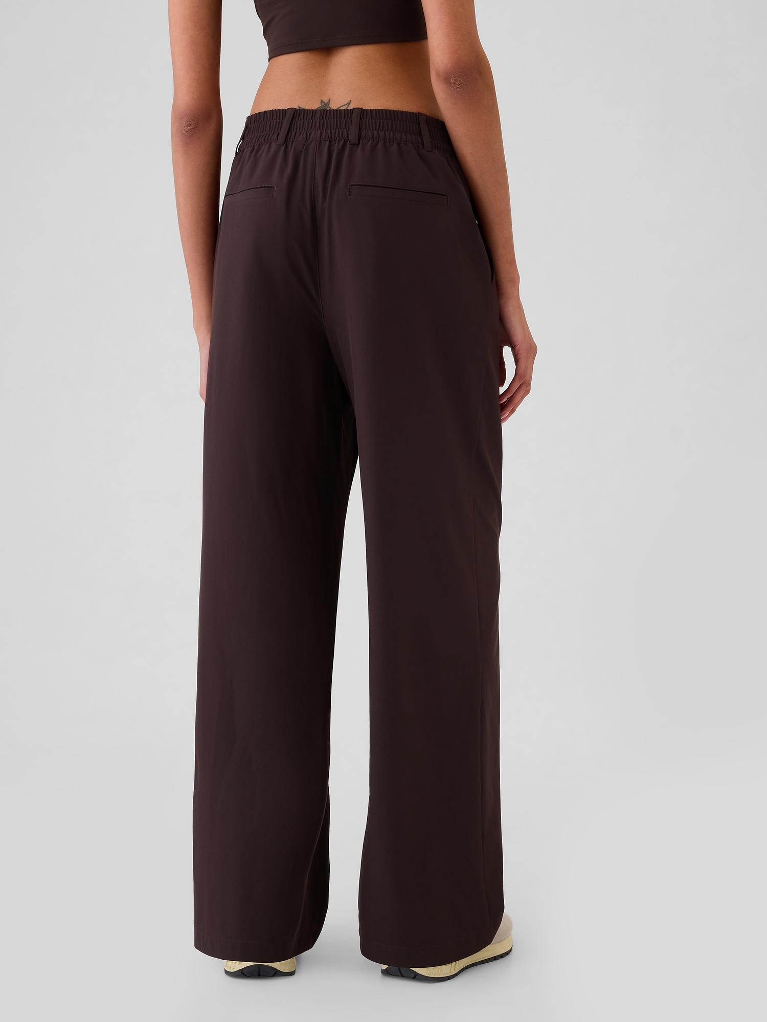 GapFit High Rise Runaround Trousers | Gap