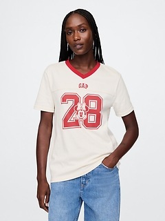 Gap women tshirt store