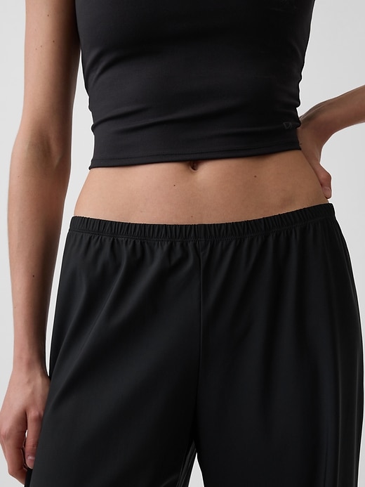 GapFit Tech Low Rise Relaxed Easy Pants | Gap